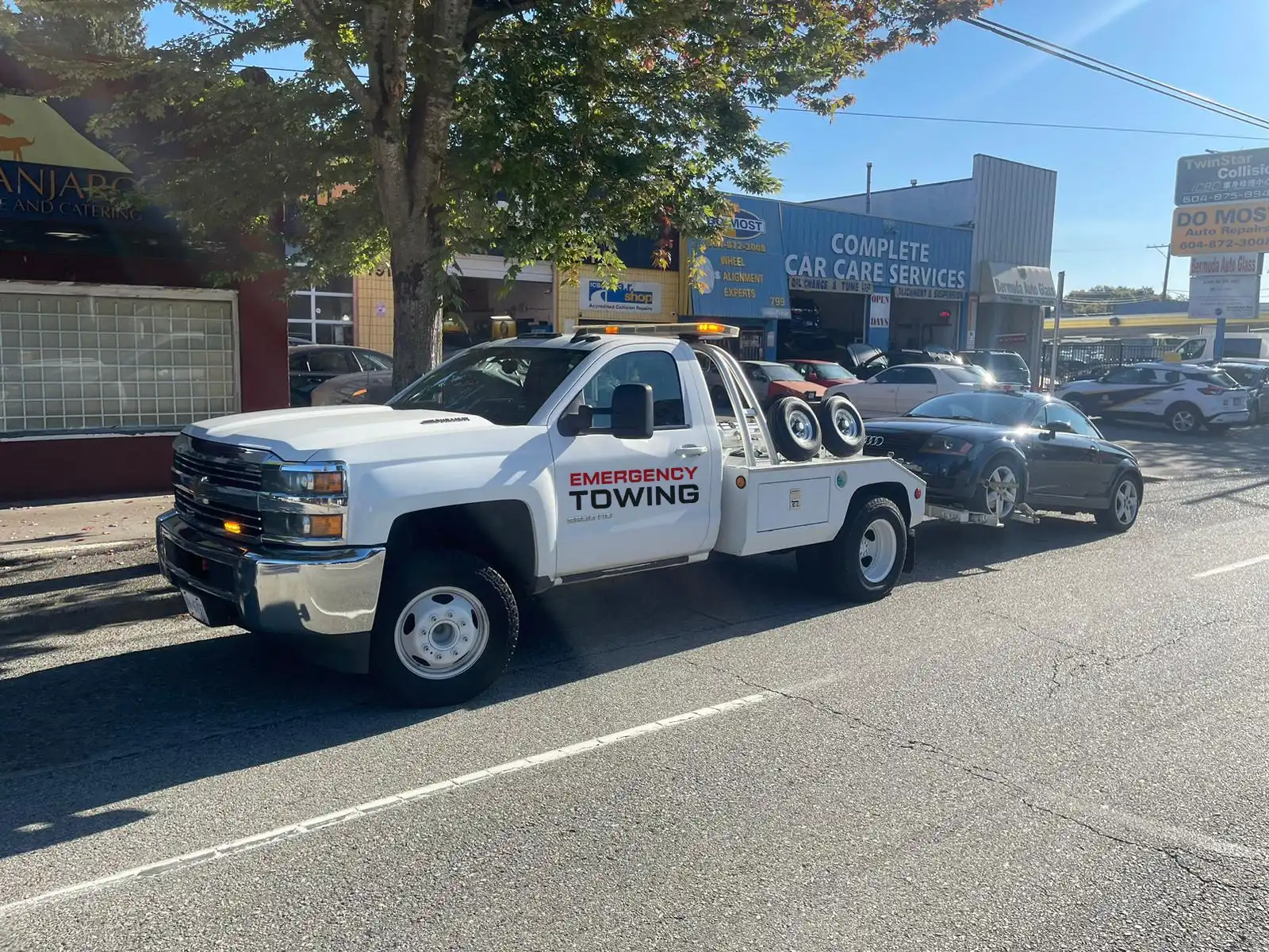 24/7 Emergency Towing in Vancouver BC | Emergency Towing Ltd.